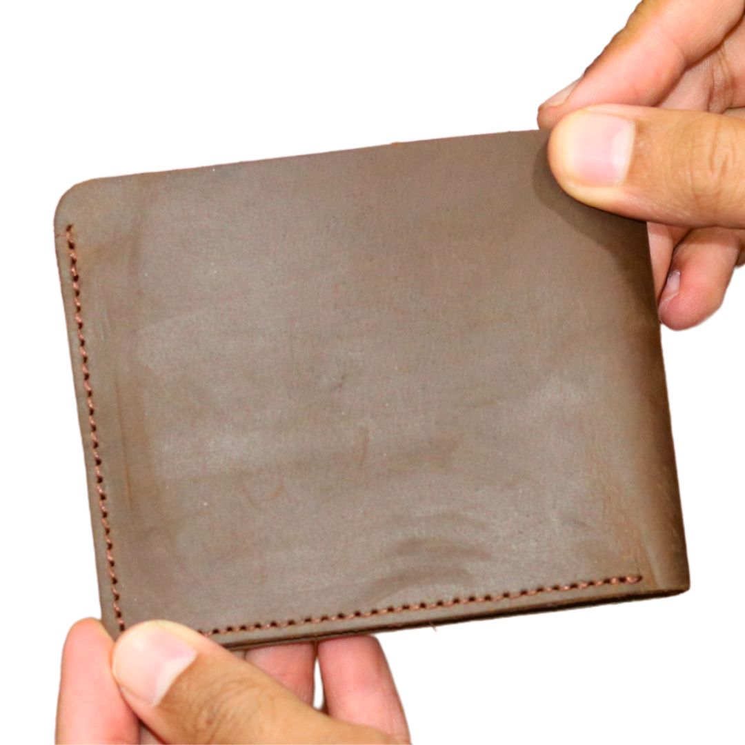 Raw Leather Bi-Fold Wallet – Crazy Horse Article - Mender Leather Factory